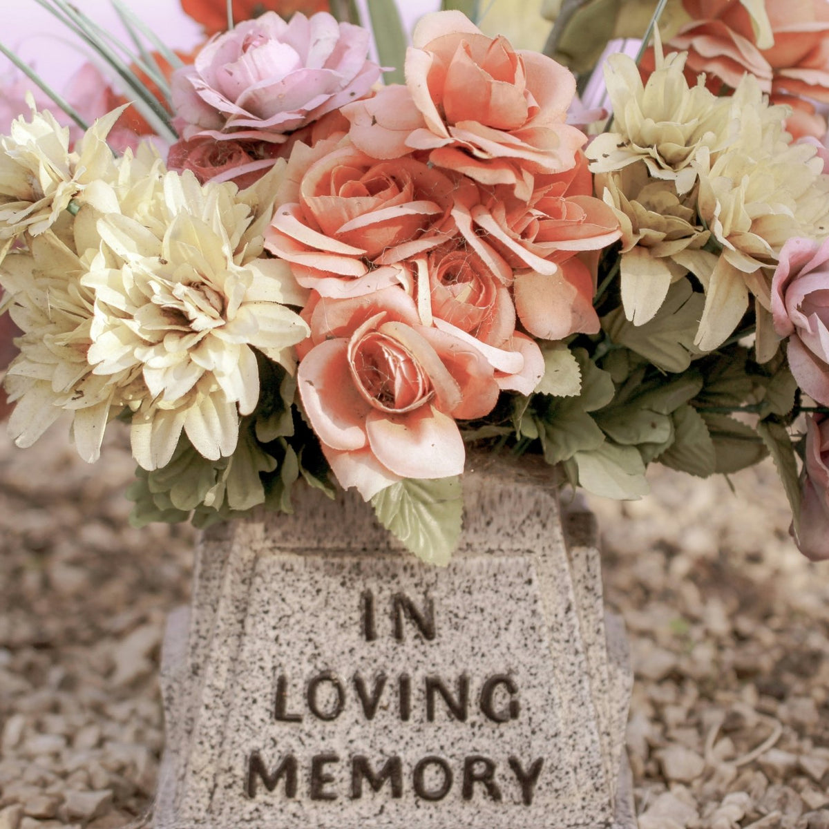 In Loving Memory Of: Honoring a Loved One’s Legacy – The Comfort Company
